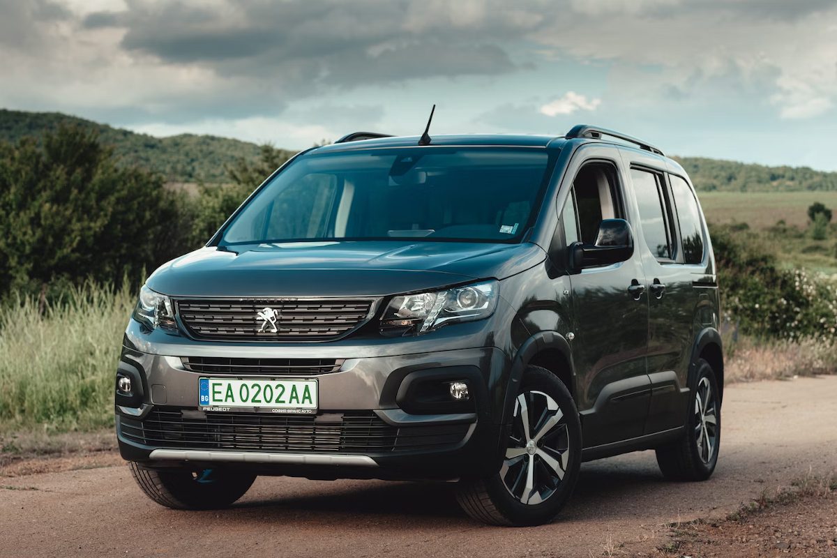 Comment placer sa vignette d'assurance a coller sur la voiture